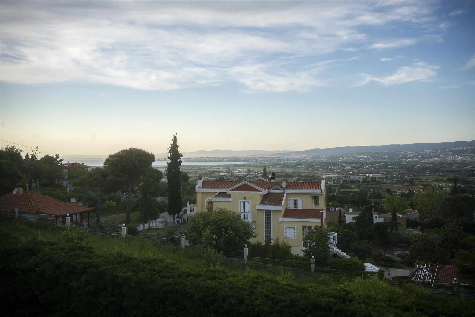 Villa overlooking the Thermaikos Gulf and Chortiatis