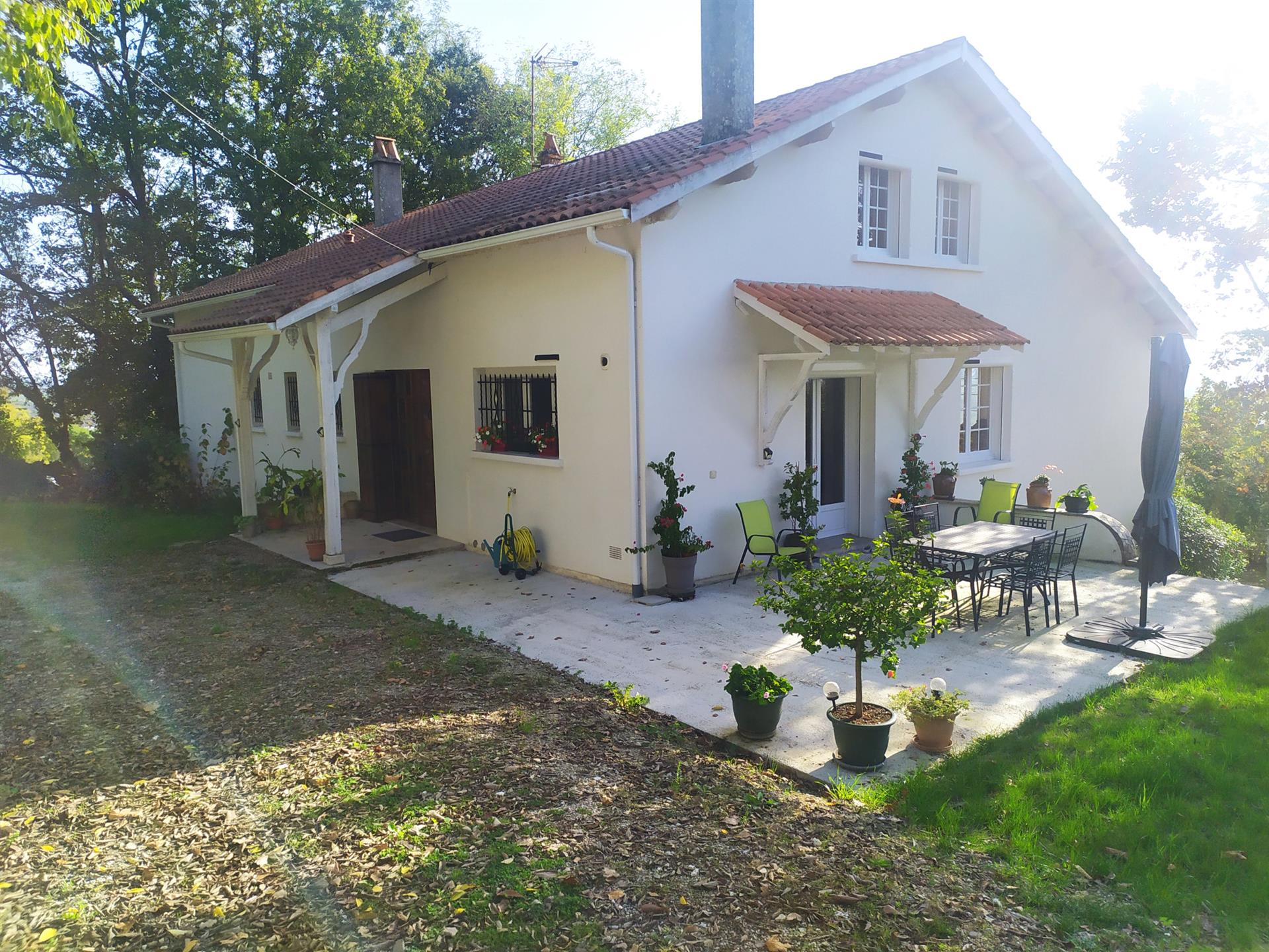 Exceptional View - Villa T6 (200m2 hab.) on 2,200m2 of land...