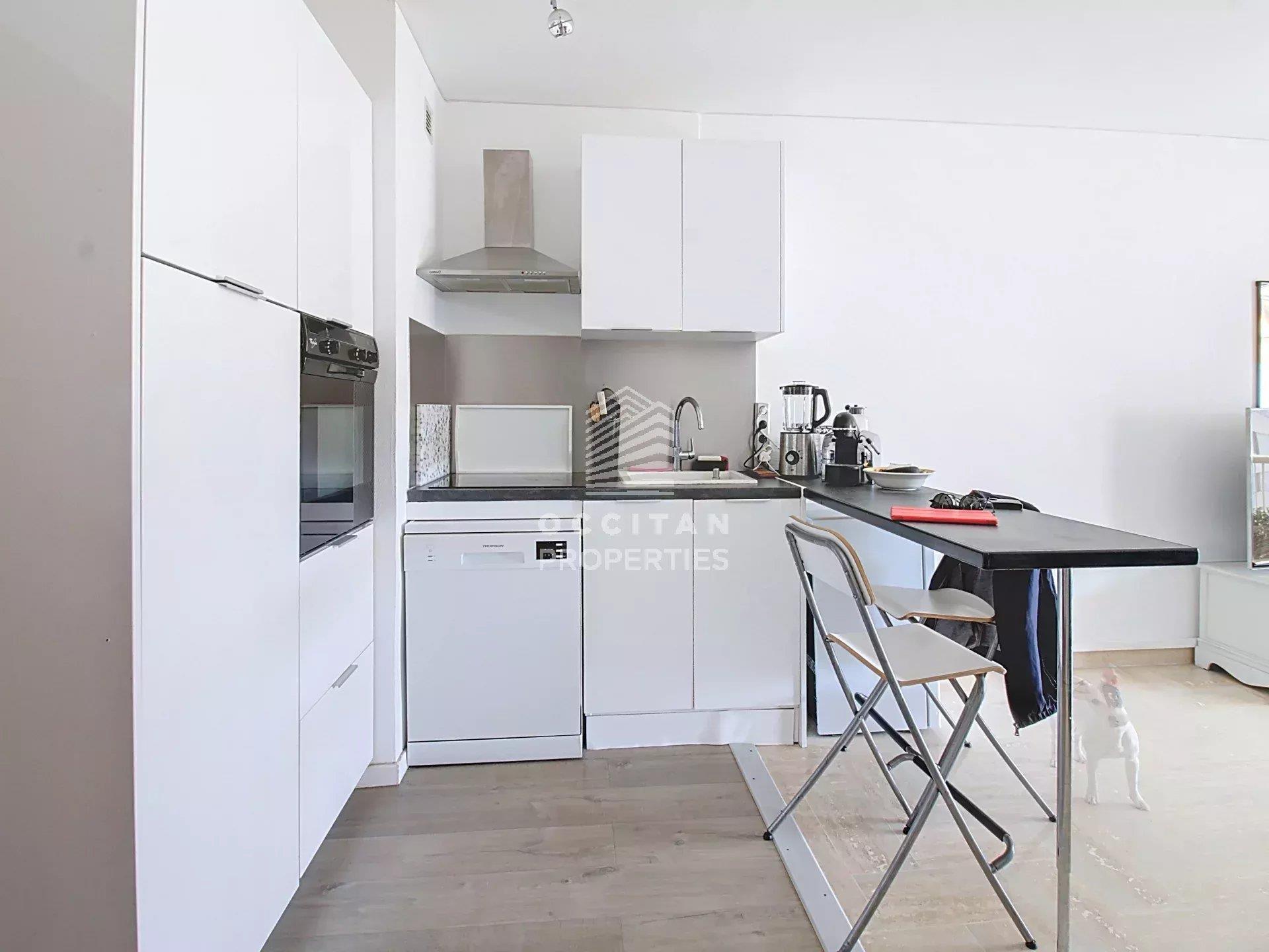 300 mètres Port Canto et des plages du Mouré Rouge - Palm Beach, Cannes