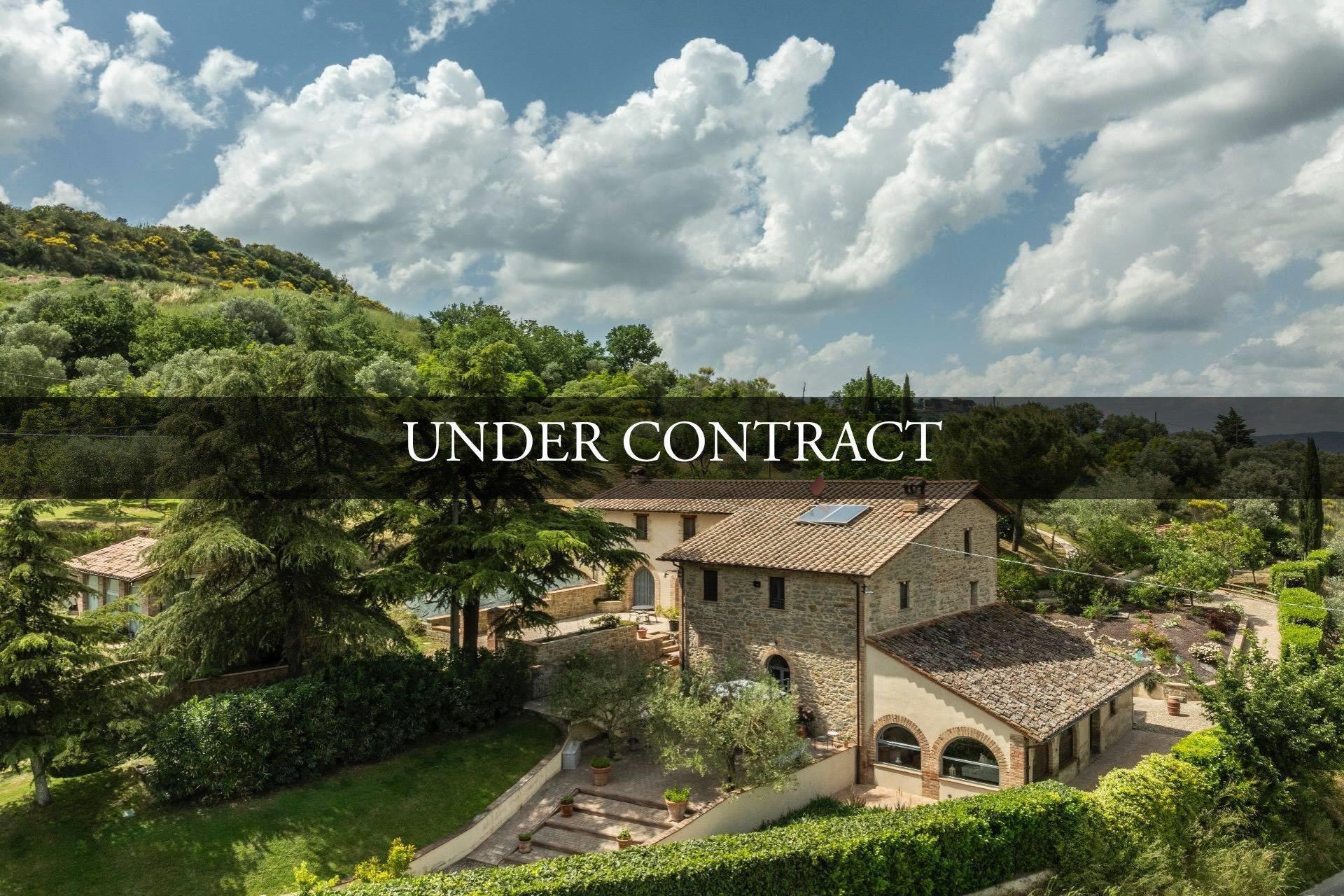 Rustico/Casale/Corte di 400 m2 a Magione