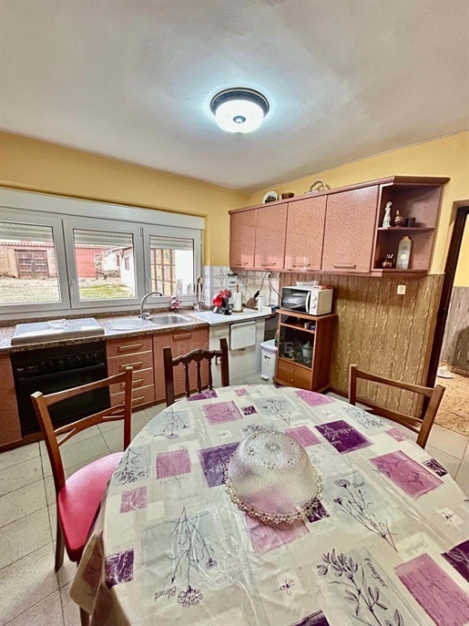 Nakup nepremičnine Posadilla de la Vega : 1 nepremičnin v ekskluzivni ...