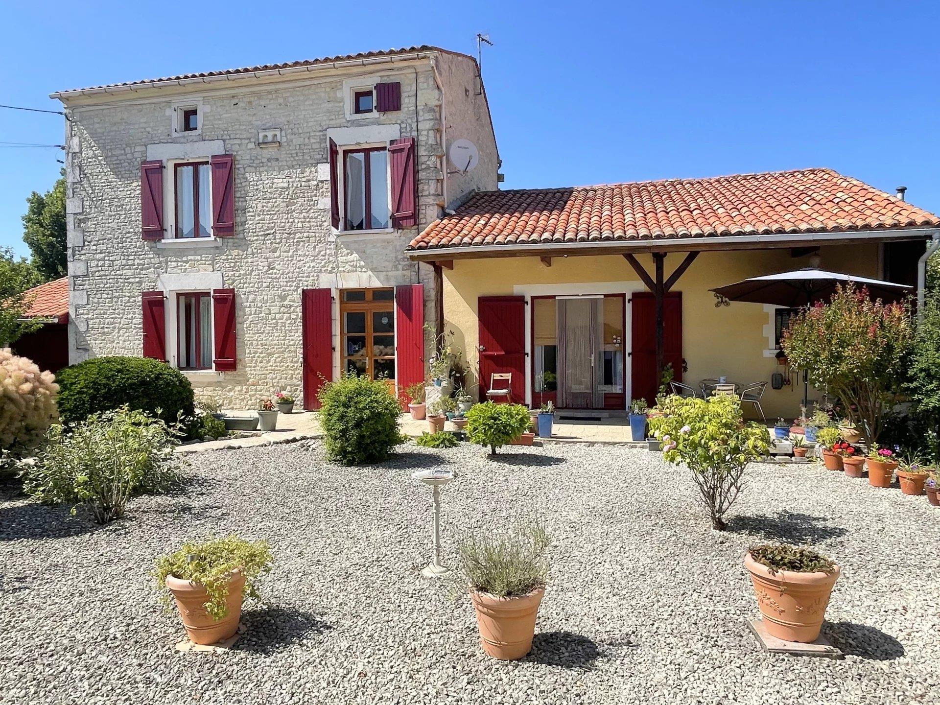 Maison de pays en parfait état