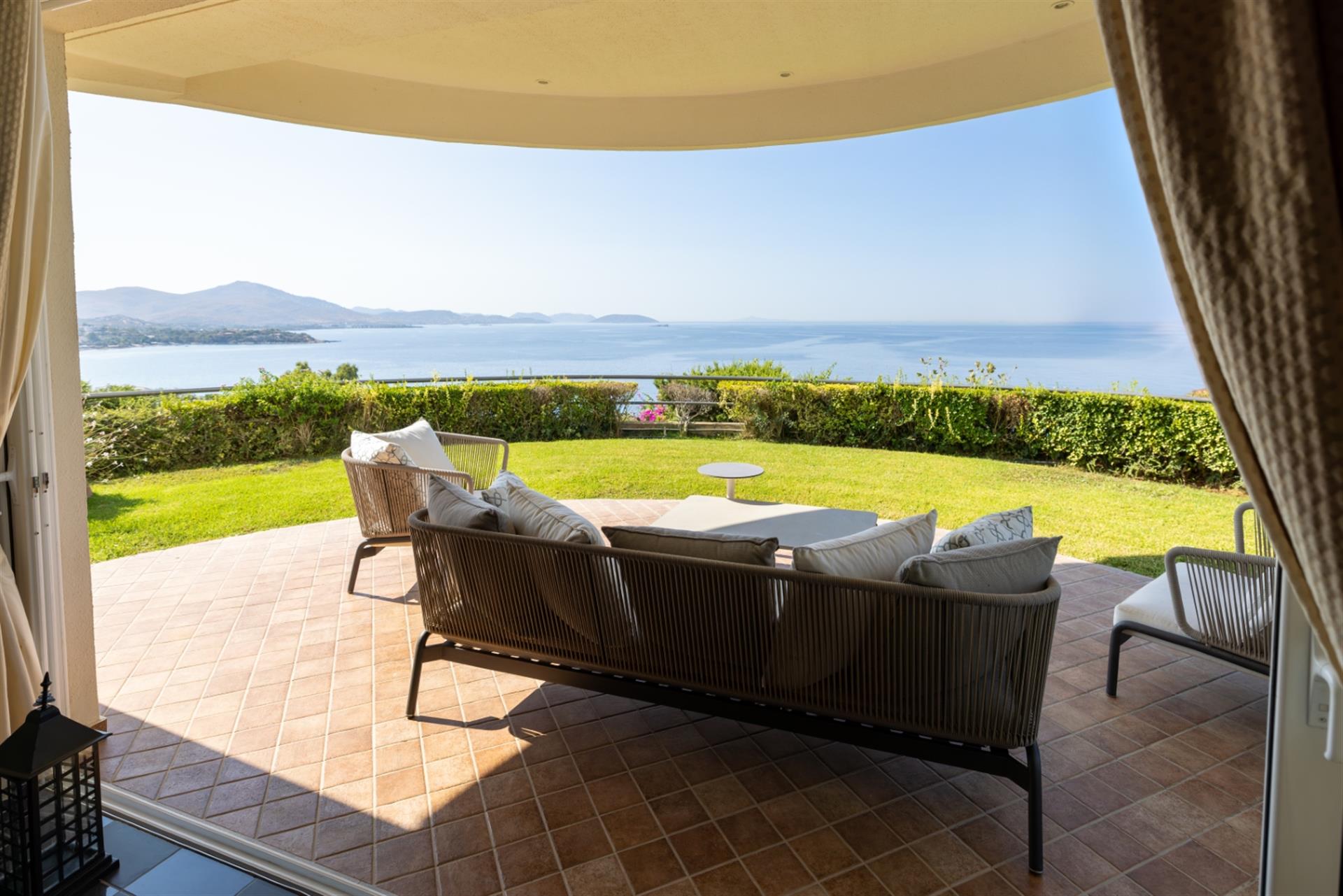 Exceptional Property with Unlimited View