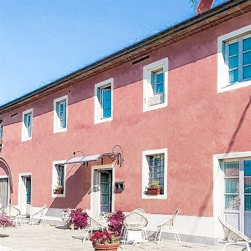 Házvásárlás Altopascio : 2 kizárólagos eladó ingatlanok | Green Acres