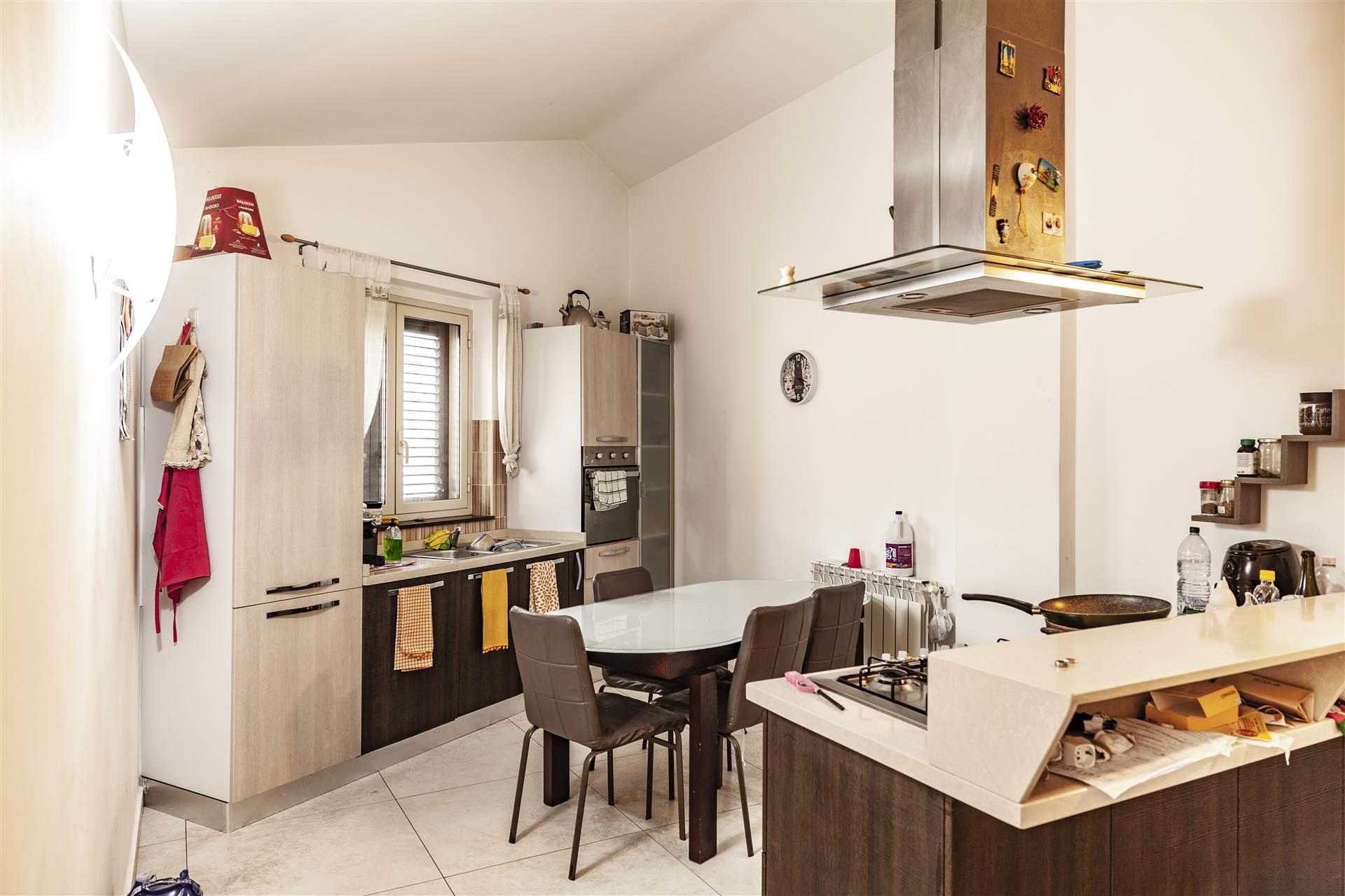 Purchase: Apartment (95040)