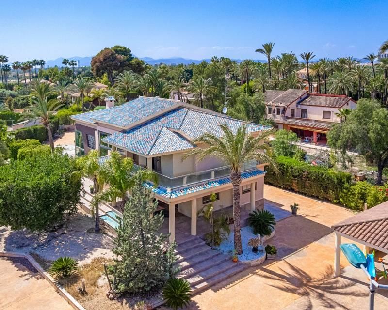 Purchase: House (03200)