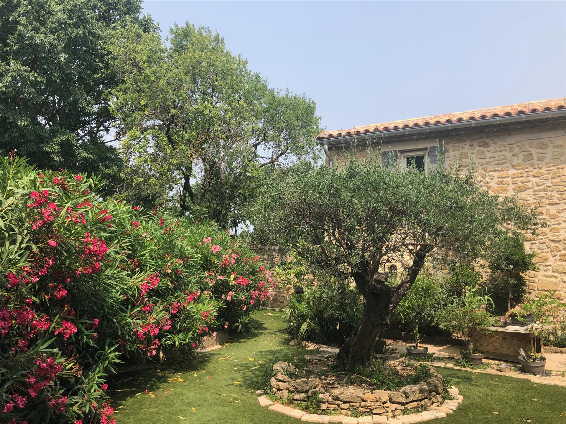 Maison en pierre rénovée