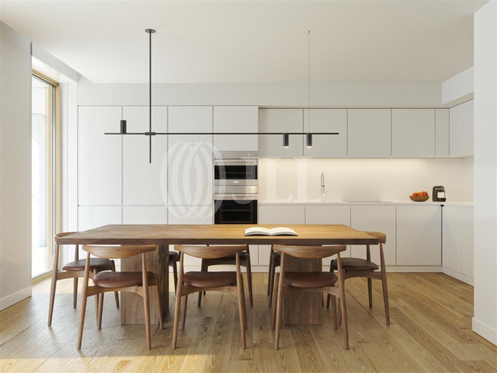 Apartamento T3+1 no Fernão Magalhães 127 no Bonfim, Porto