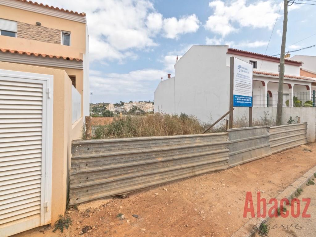 Lote De Terreno Para Construção De Moradia