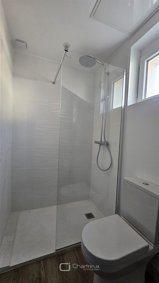 Kúpa bytového domu Arvert : 2 exkluzívne nehnuteľnosti na predaj ...