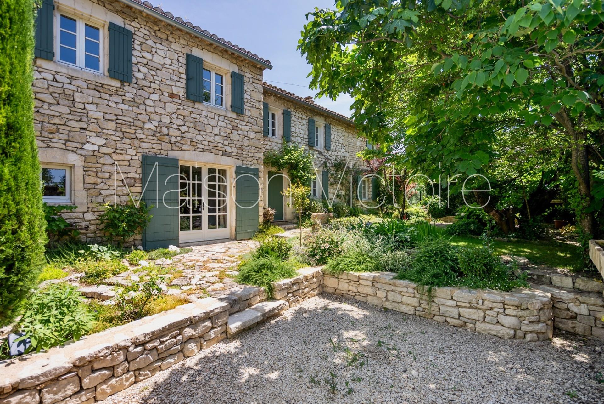 Pretty stone farmhouse with walled garden and pool