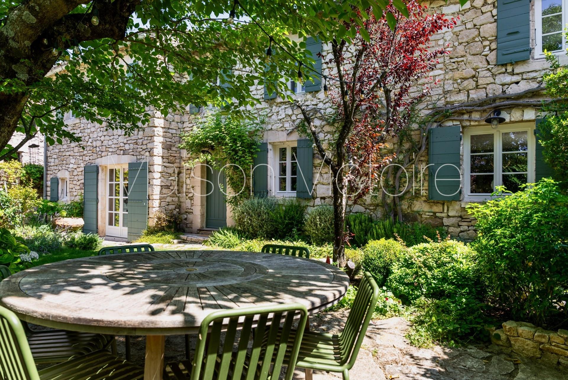 Pretty stone farmhouse with walled garden and pool
