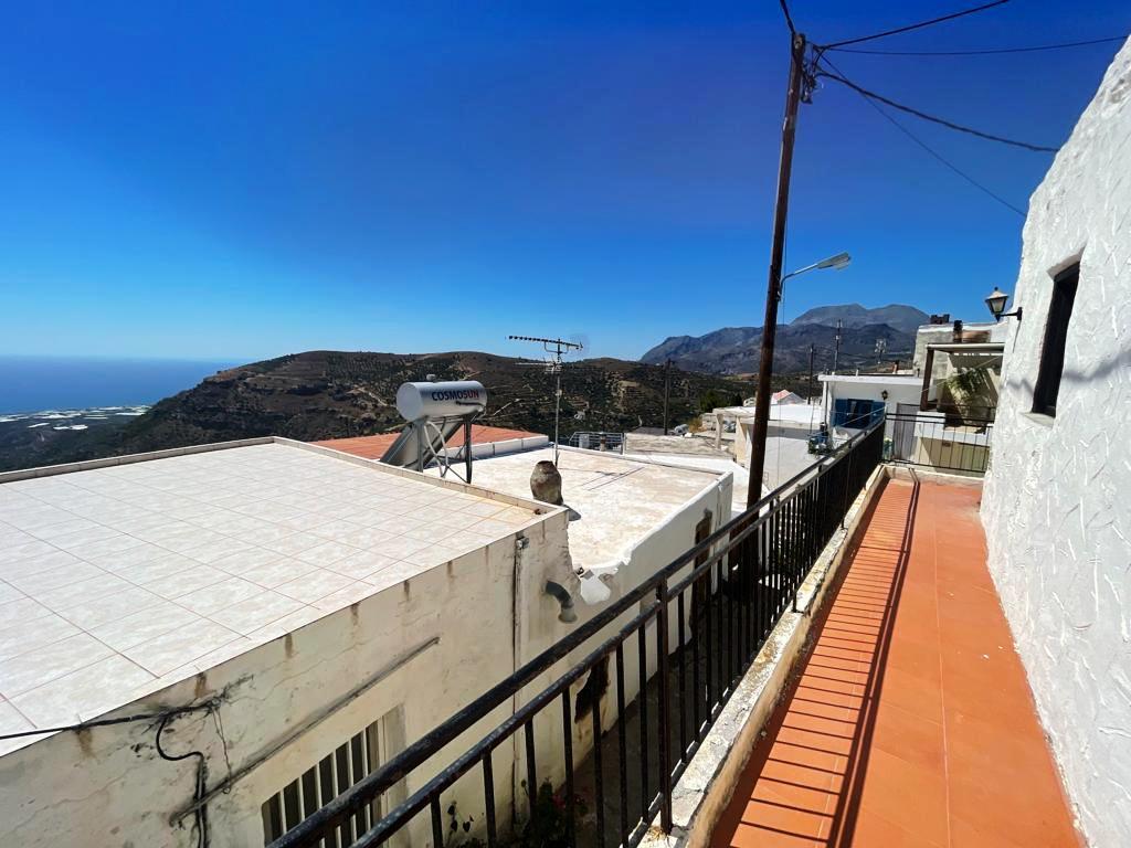 Köp fast egendom Crete : 1711 exklusiva objekt till salu | Green Acres