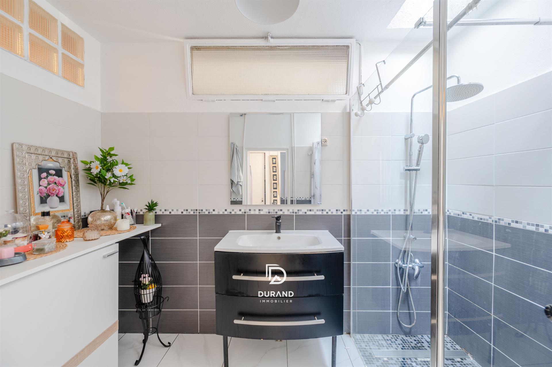 Detached House - Type 4 - Independent Studio - 13015 Marseille