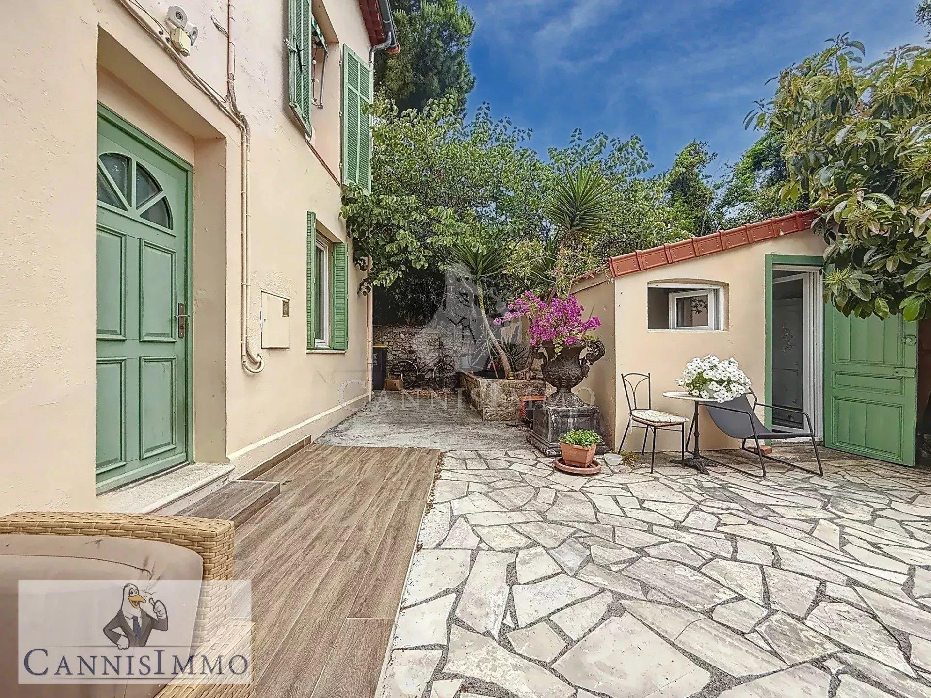 Appartement 2P + Dependance - Cannes - Petite Copropriete