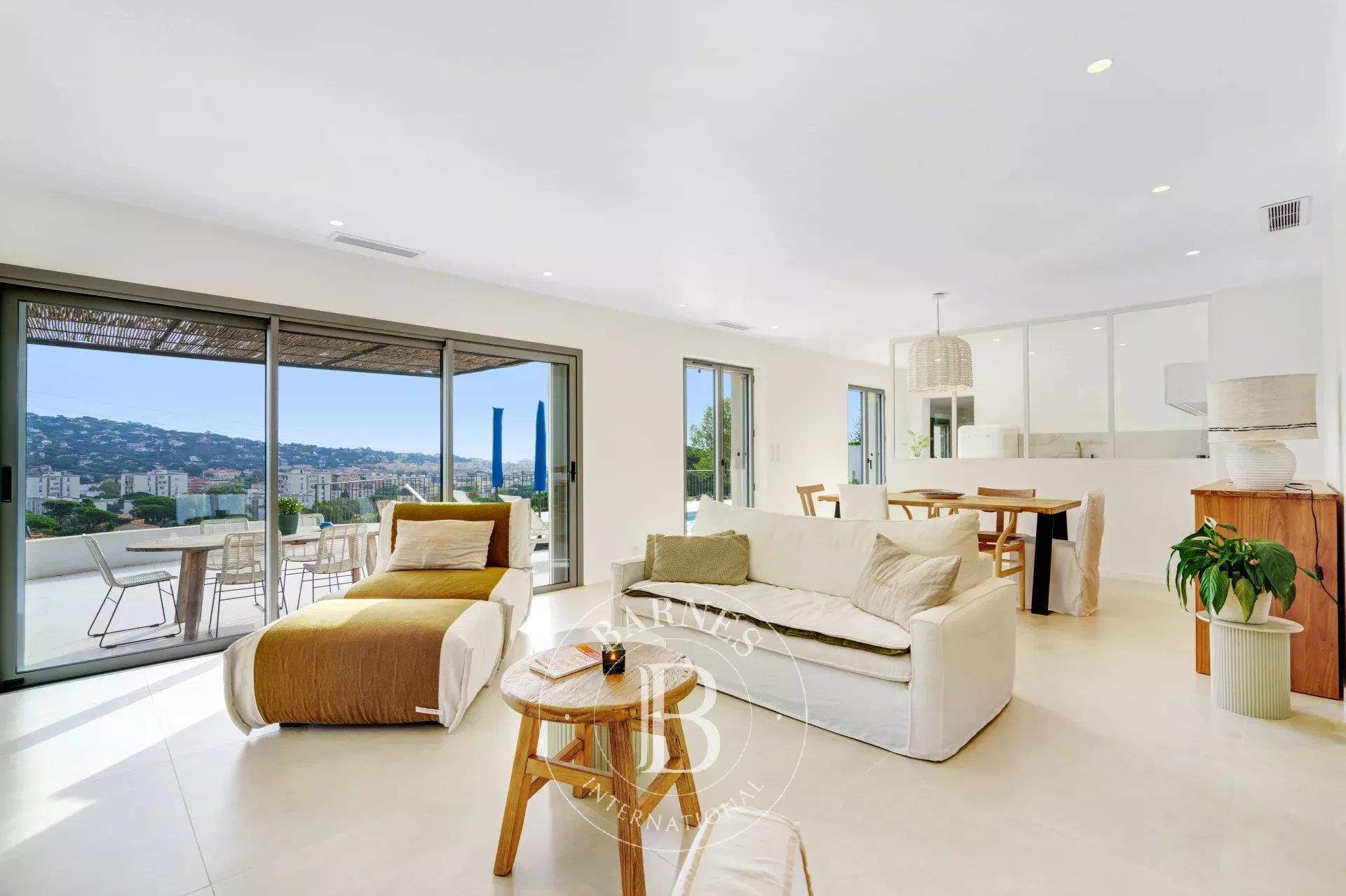 Sainte-Maxime - Villa - Vue Ville Et Mer - 3 Chambres - Piscine