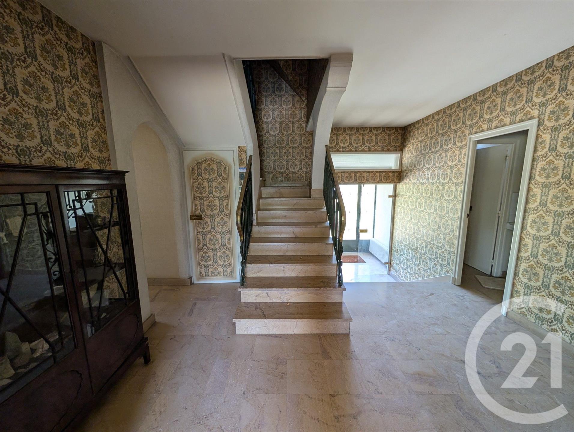 Purchase: House (36400)