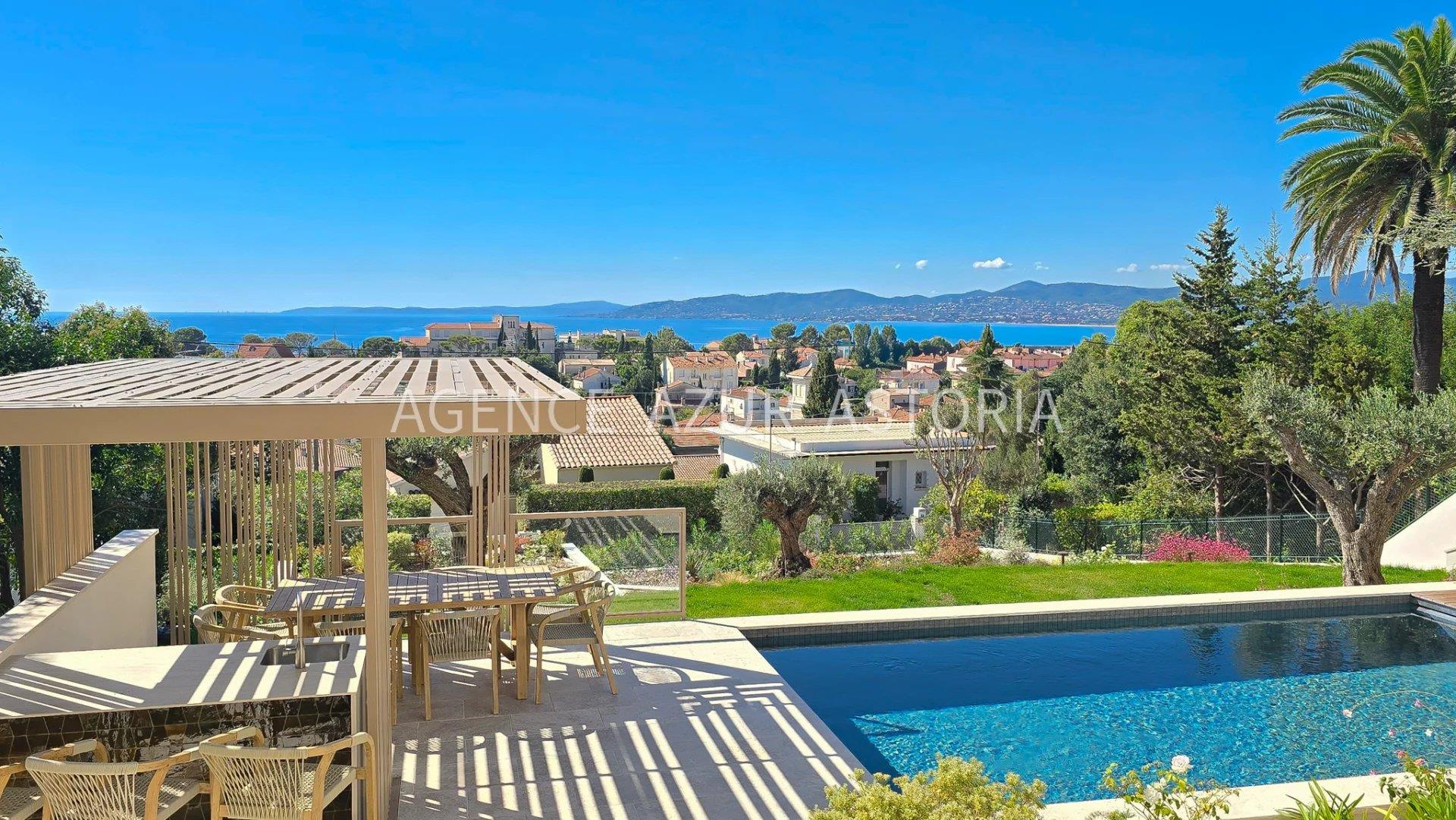 Exclusivite À vendre à Saint-Raphaël – Villa Belle Époque d’exception vue mer panoramique...