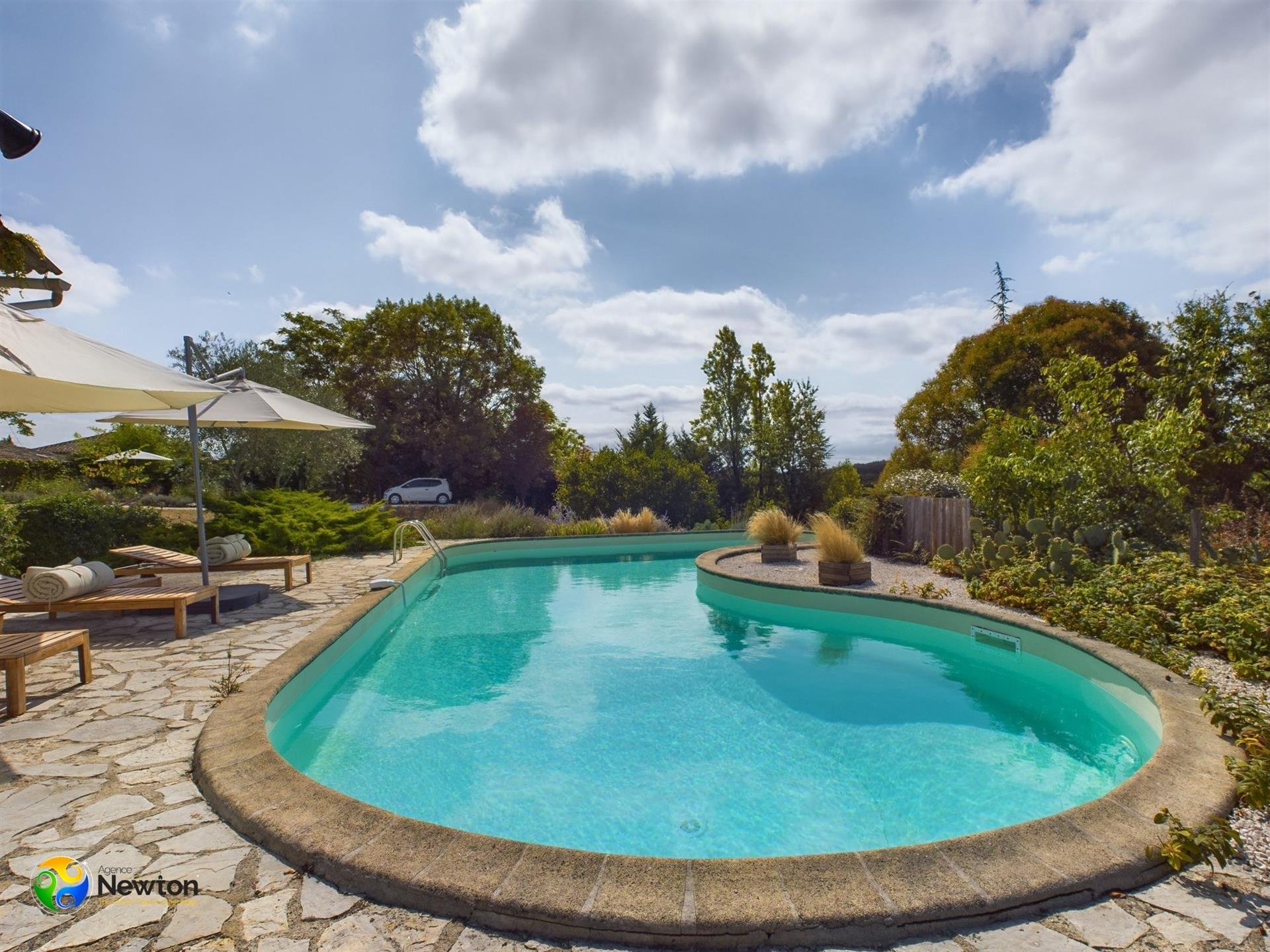 Tarn et Garonne Pretty 5 bed stone house with gite, stone barn, pool ...