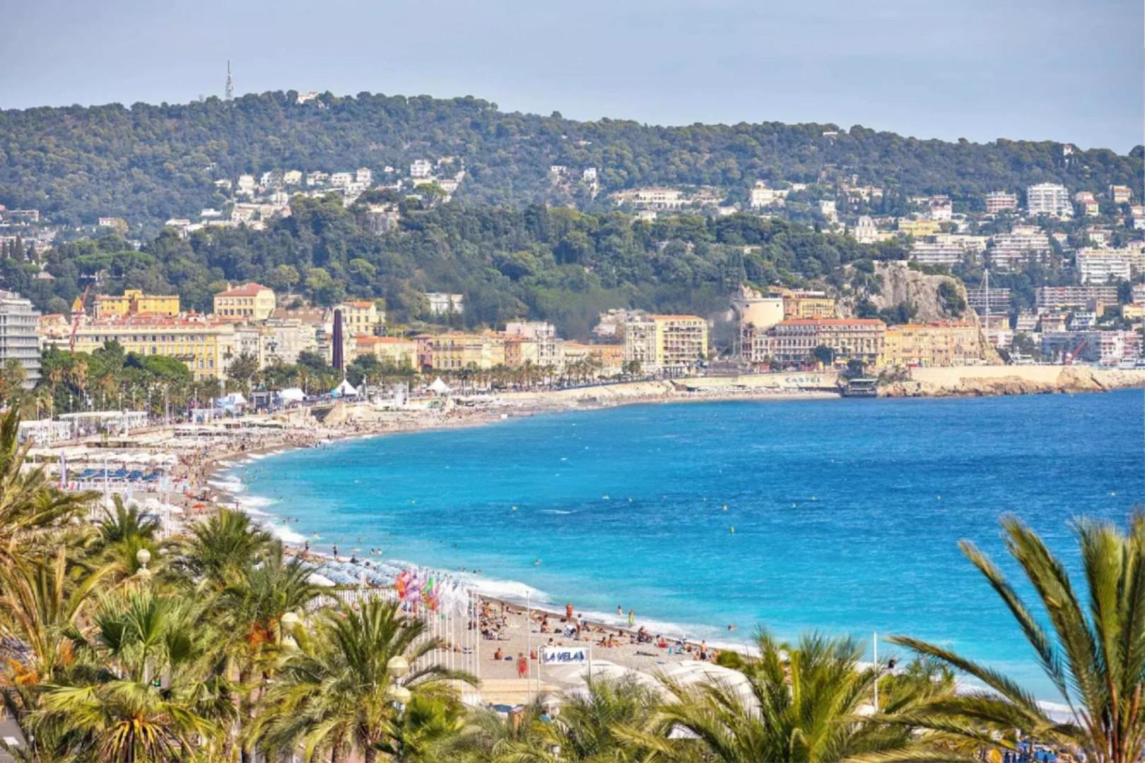 3 rooms sea view promenade des anglais apartment for sale