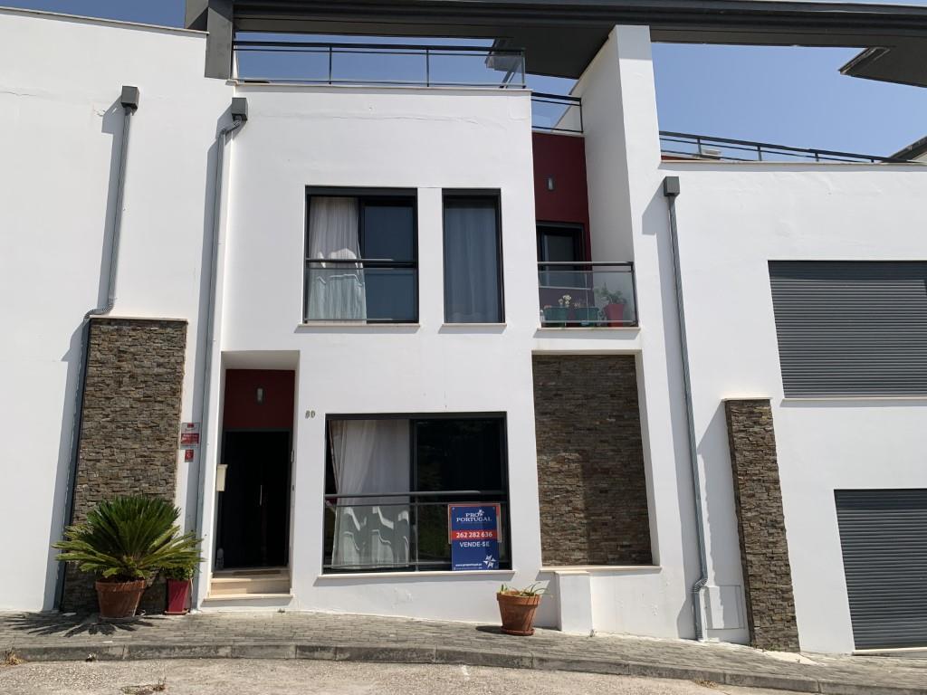 Threebedroom house near the magnificent beaches of Nazaré