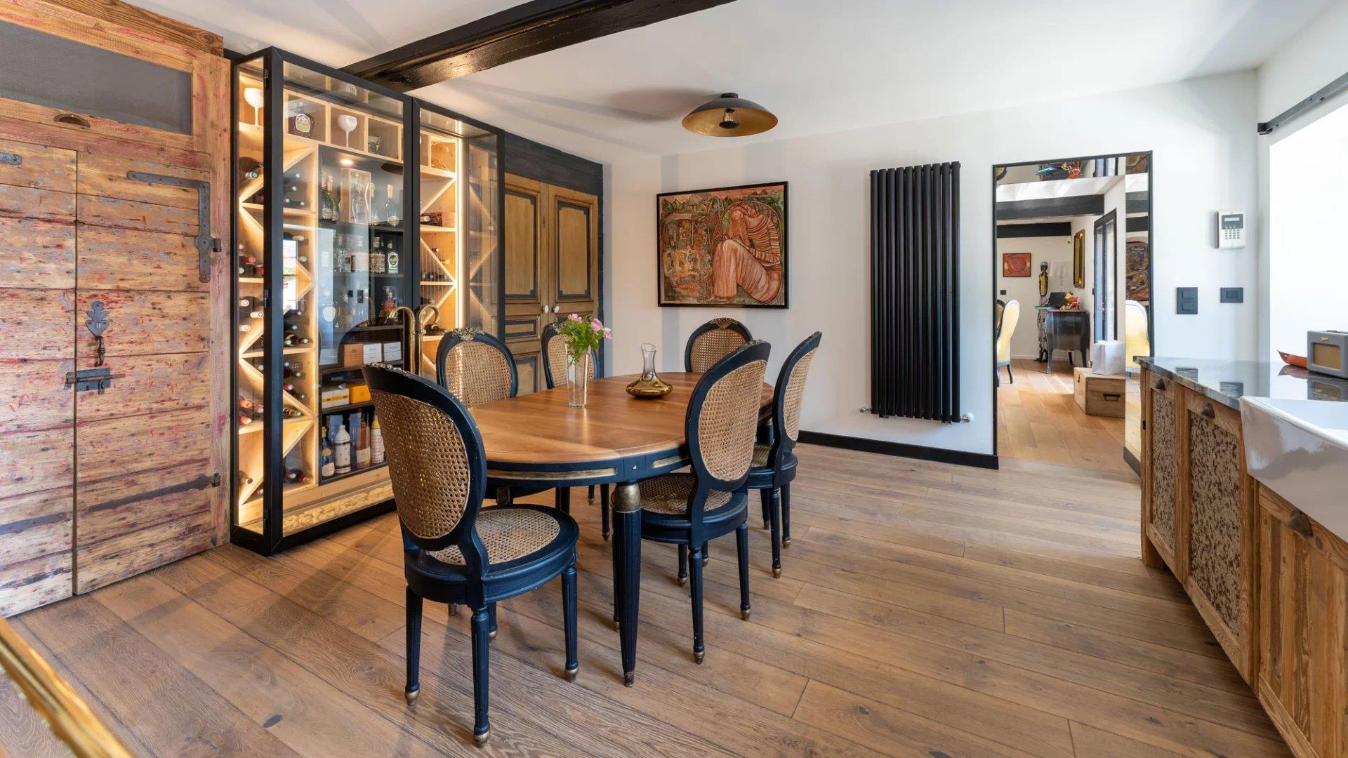 Purchase: House (69910)