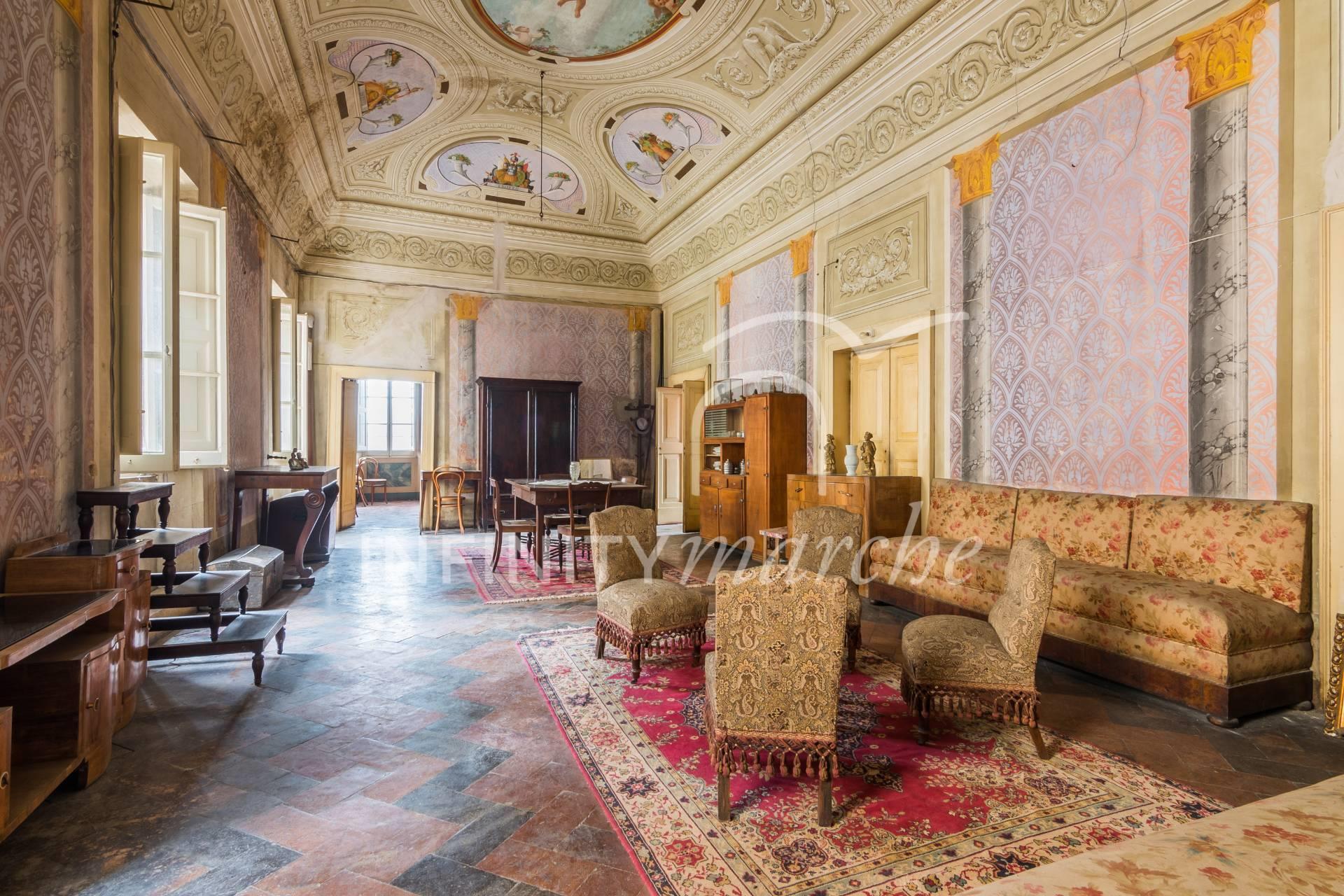 Purchase: Building (60036)