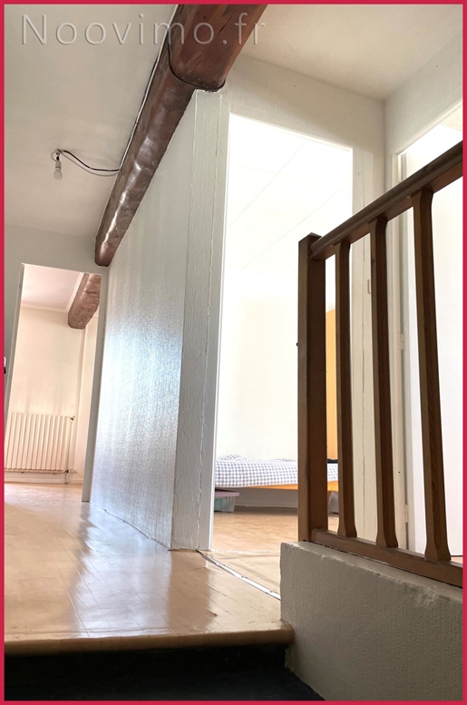 La Rochelle, building of 193 m2