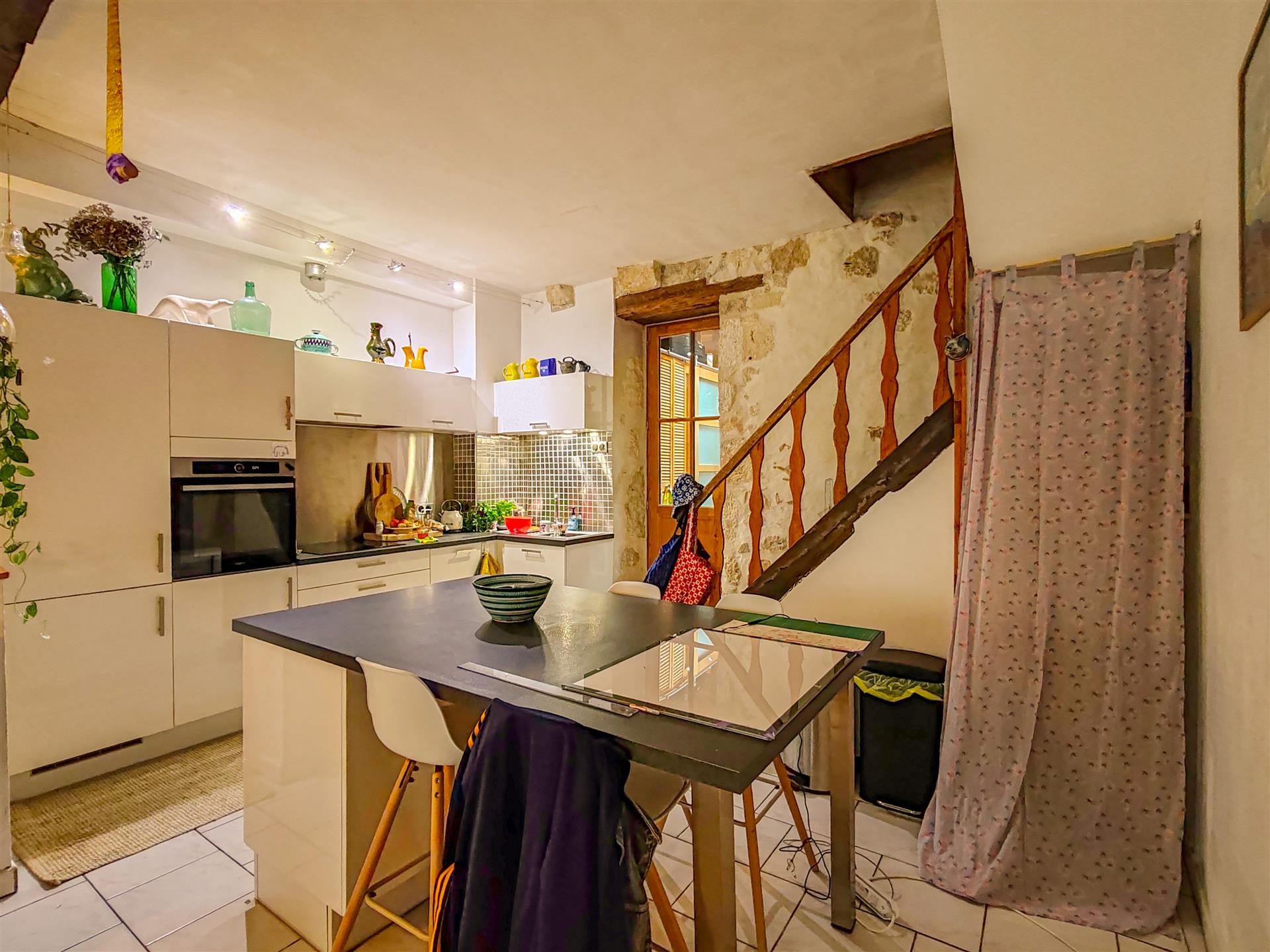 In the heart of the bastide of EYMET, Completely Renovated Old Stone ...